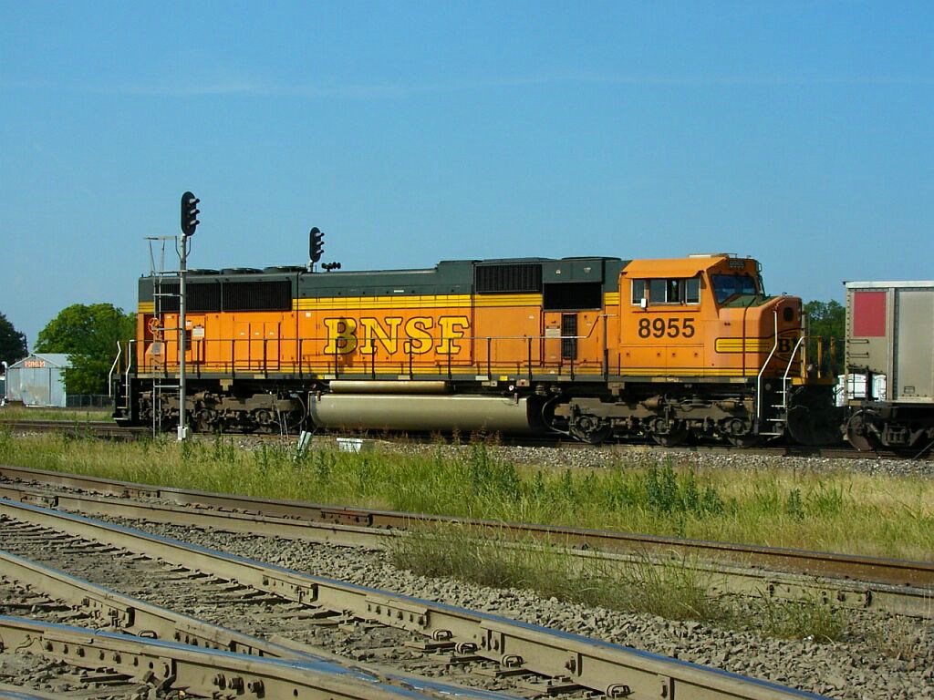 BNSF 8955